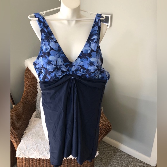 Mazu Swim | Swim | New With Tag 24w Mazu Swimsuit Dress Blue Floralnavy ...